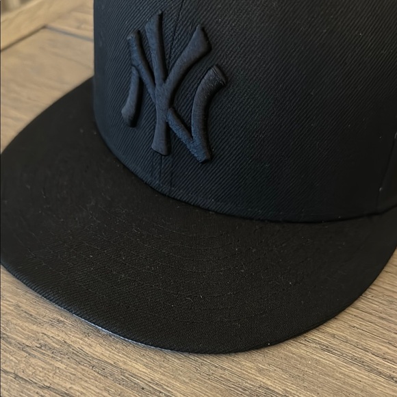 New Era | Accessories | New Era Black Ny Logo Cap | Poshmark